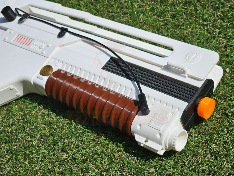 Alien Romulus F44AA Pulse Rifle *UNIBODY VERSION* Prop Replica Rain Ca ...